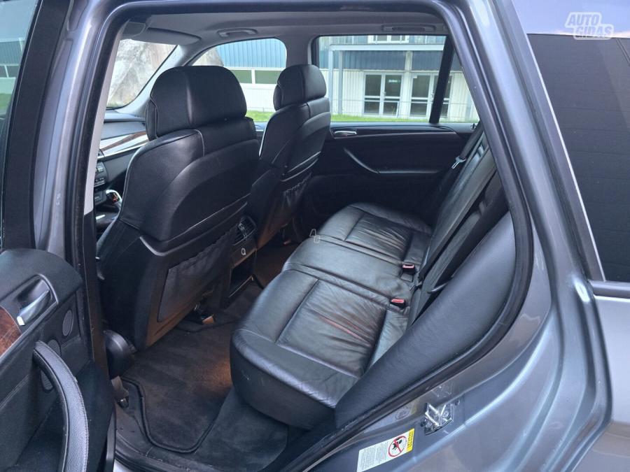 BMW X5 2007 in Vilnius, with an engine capacity of 3.00 L and mileage of 349 thousand km for 5500 €, photo 14 on AUTOMOTO.COM.LV