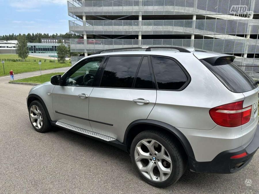 BMW X5 2007 Viļņa, ar dzinēja tilpumu 3.00 L un nobraukumu 324 tūkst. km par 7600 €, foto 3 vietnē AUTOMOTO.COM.LV