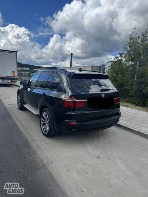 BMW X5 2007 in Trakai, with an engine capacity of 3.00 L and mileage of 425 thousand km for 8500 €, photo 6 on AUTOMOTO.COM.LV