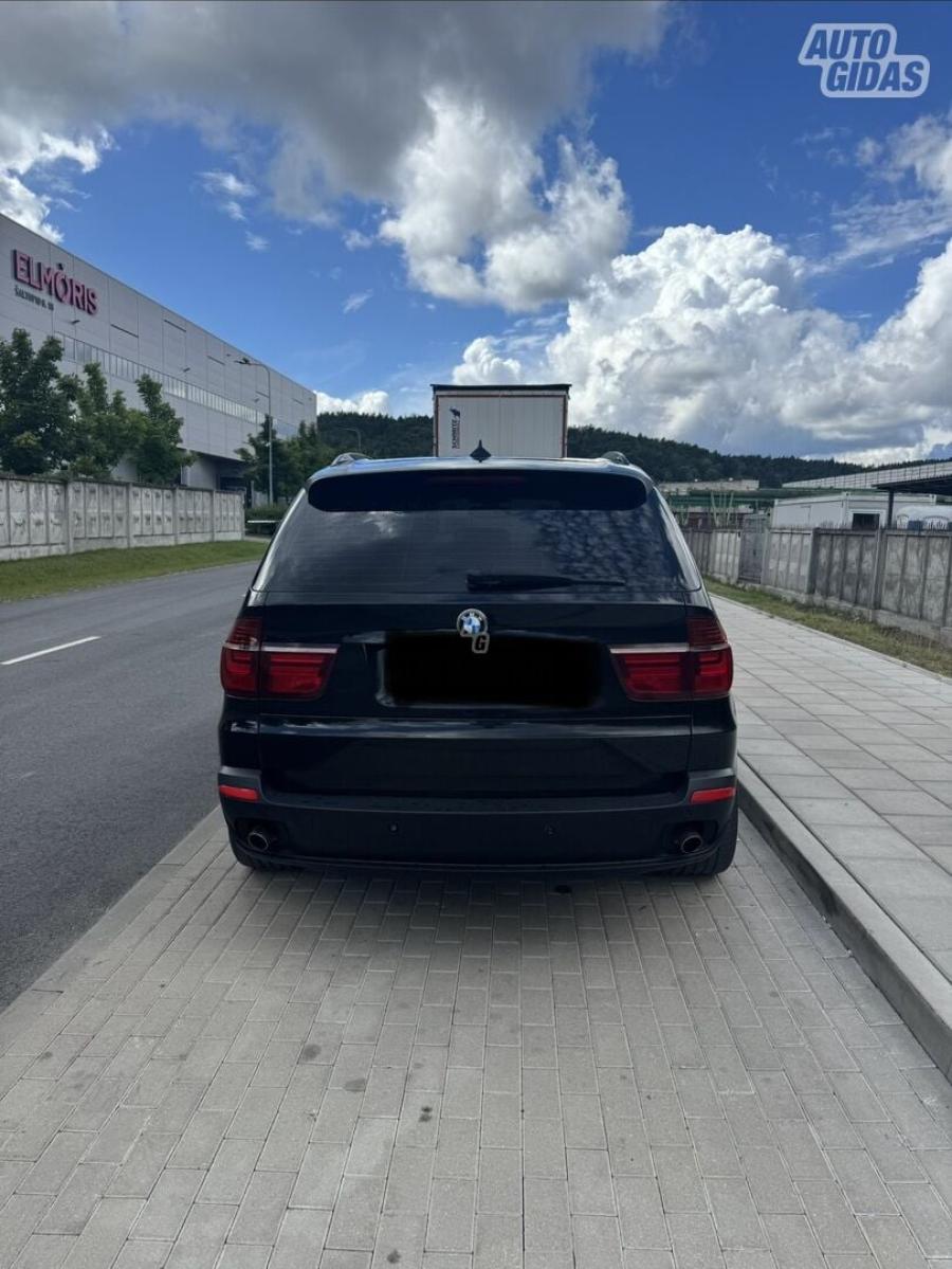 BMW X5 2007 in Trakai, with an engine capacity of 3.00 L and mileage of 425 thousand km for 8500 €, photo 7 on AUTOMOTO.COM.LV