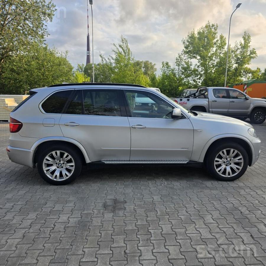 BMW X5 2008 in Riga, with an engine capacity of 3.00 L and mileage of 424 thousand km for 6950 €, photo 4 on AUTOMOTO.COM.LV