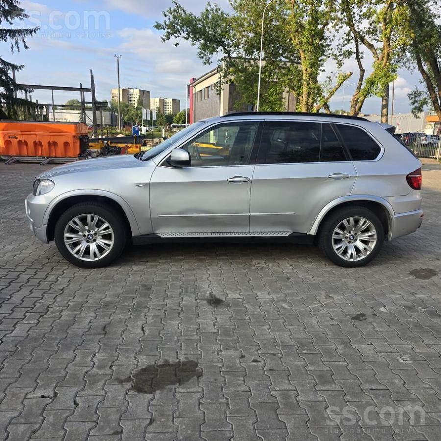 BMW X5 2008 in Riga, with an engine capacity of 3.00 L and mileage of 424 thousand km for 6950 €, photo 5 on AUTOMOTO.COM.LV