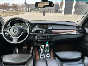 BMW X5 2008 in Kaunas, with an engine capacity of 3.00 L and mileage of 350 thousand km for 5500 €, photo 12 on AUTOMOTO.COM.LV