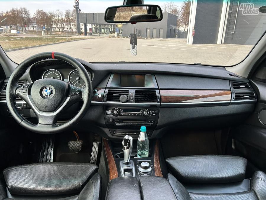 BMW X5 2008 in Kaunas, with an engine capacity of 3.00 L and mileage of 350 thousand km for 5500 €, photo 12 on AUTOMOTO.COM.LV