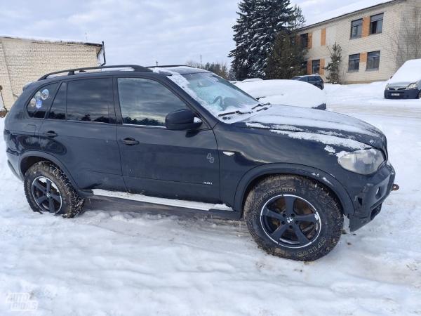 BMW X5 2008 Varėna, ar dzinēja tilpumu 4.80 L un nobraukumu 314 tūkst. km par 2600 €, foto 1 vietnē AUTOMOTO.COM.LV