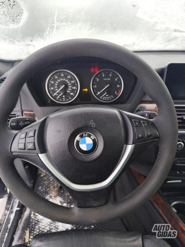 BMW X5 2008 Varėna, ar dzinēja tilpumu 4.80 L un nobraukumu 314 tūkst. km par 2600 €, foto 9 vietnē AUTOMOTO.COM.LV