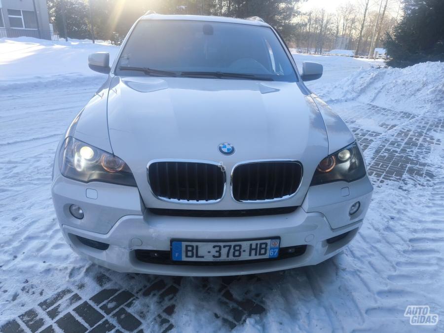 BMW X5 2008 in Taurage, with an engine capacity of 3.50 L and mileage of 320 thousand km for 8999 €, photo 2 on AUTOMOTO.COM.LV