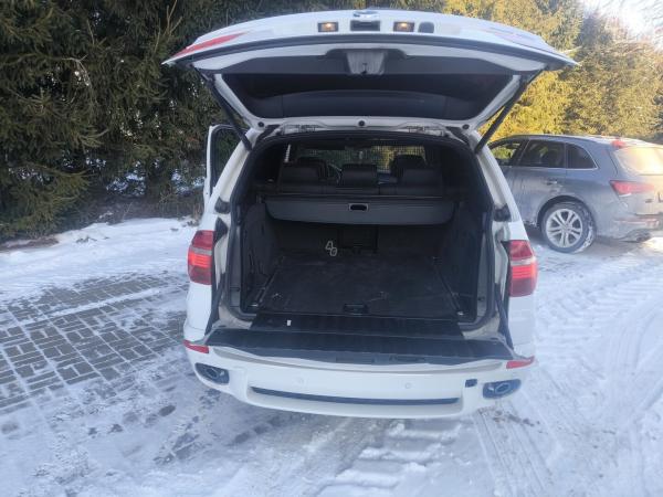 BMW X5 2008 in Taurage, with an engine capacity of 3.50 L and mileage of 320 thousand km for 8000 €, photo 11 on AUTOMOTO.COM.LV