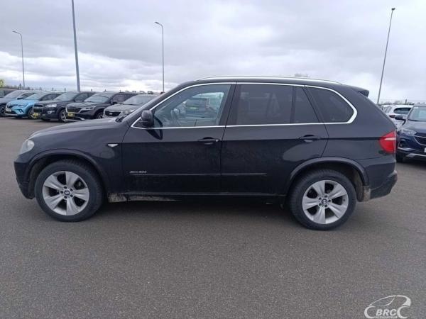 BMW X5 2008 in Vilnius, with an engine capacity of 2.99 L and mileage of 287 thousand km for 8900 €, photo 2 on AUTOMOTO.COM.LV