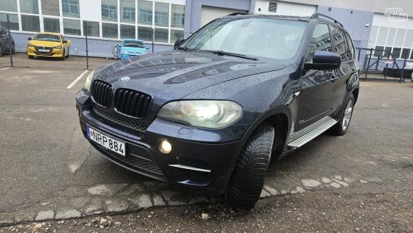 BMW X5 2008 Viļņa, ar dzinēja tilpumu 3.00 L un nobraukumu 290 tūkst. km par 4200 €, foto 2 vietnē AUTOMOTO.COM.LV