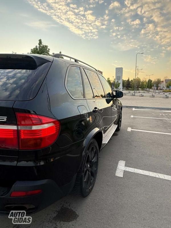 BMW X5 2008 in Naujoji Akmene, with an engine capacity of 3.00 L and mileage of 346 thousand km for 8000 €, photo 7 on AUTOMOTO.COM.LV