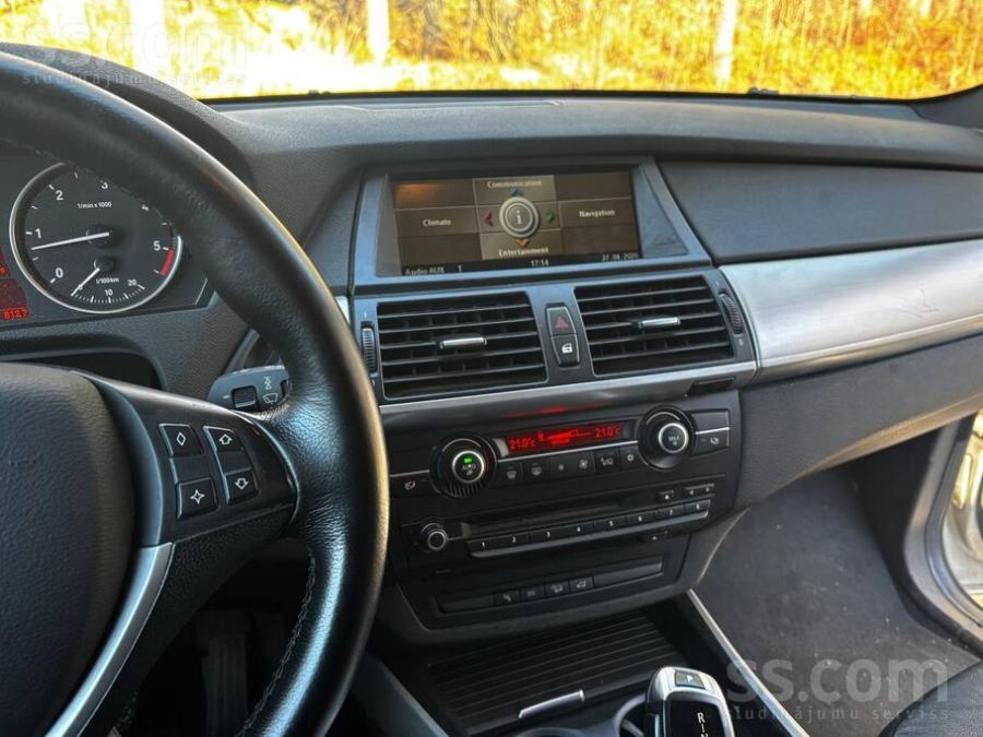 BMW X5 2008 in Riga, with an engine capacity of 3.00 L and mileage of 350 thousand km for 7600 €, photo 18 on AUTOMOTO.COM.LV