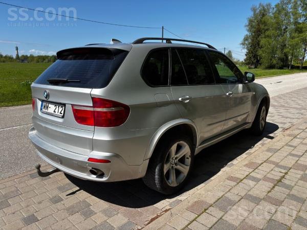 BMW X5 2008 in Riga, with an engine capacity of 3.00 L and mileage of 370 thousand km for 6300 €, photo 3 on AUTOMOTO.COM.LV