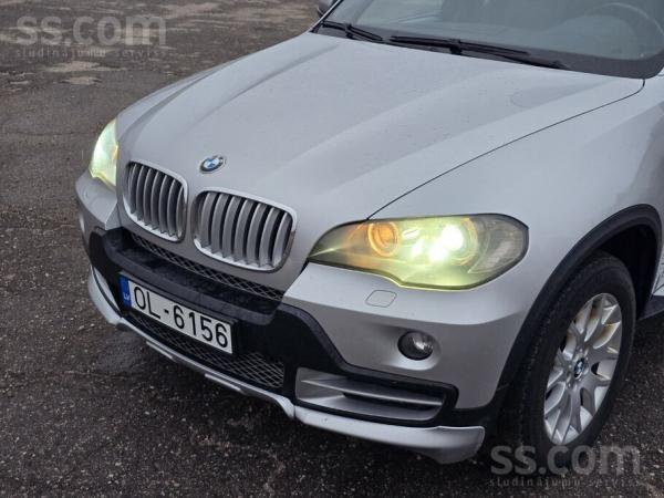 BMW X5 2008 in Cesis, with an engine capacity of 3.00 L and mileage of 250 thousand km for 7900 €, photo 4 on AUTOMOTO.COM.LV