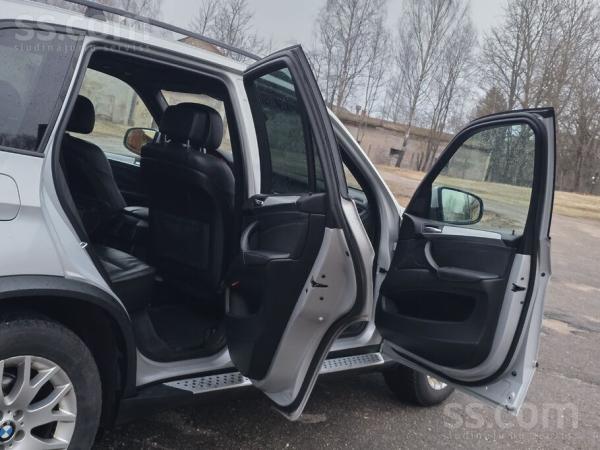 BMW X5 2008 in Cesis, with an engine capacity of 3.00 L and mileage of 250 thousand km for 7900 €, photo 9 on AUTOMOTO.COM.LV