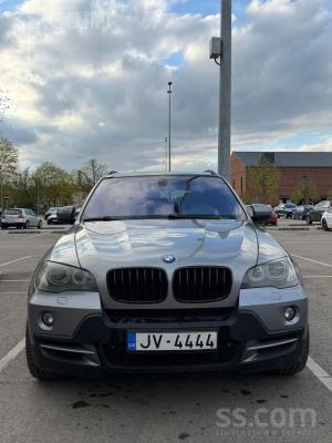 BMW X5 2008 Rīga, ar dzinēja tilpumu 3.00 L un nobraukumu 445 tūkst. km par 7000 €, foto  vietnē AUTOMOTO.COM.LV