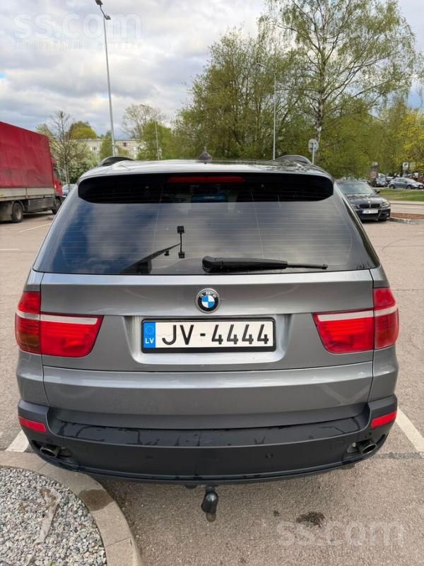 BMW X5 2008 in Riga, with an engine capacity of 3.00 L and mileage of 445 thousand km for 7000 €, photo 5 on AUTOMOTO.COM.LV