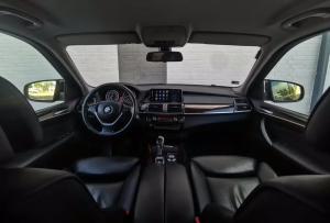 BMW X5 2008 in Riga, with an engine capacity of 3.00 L and mileage of 268 thousand km for 9990 €, photo 9 on AUTOMOTO.COM.LV