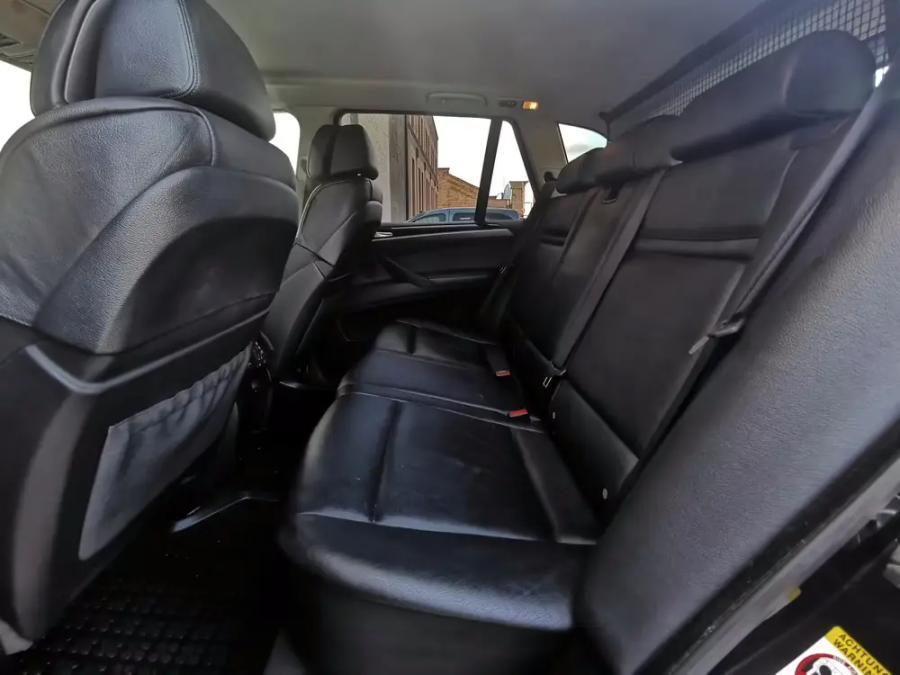 BMW X5 2008 in Riga, with an engine capacity of 3.00 L and mileage of 268 thousand km for 9990 €, photo 11 on AUTOMOTO.COM.LV