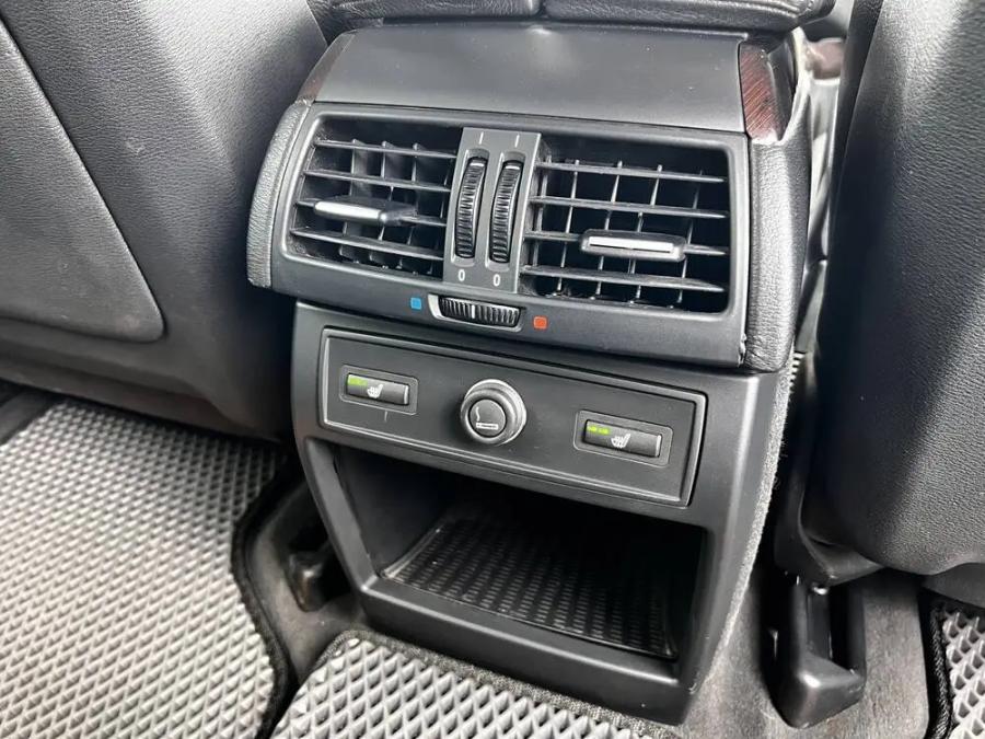BMW X5 2008 in Riga, with an engine capacity of 3.00 L and mileage of 0 thousand km for 6950 €, photo 14 on AUTOMOTO.COM.LV