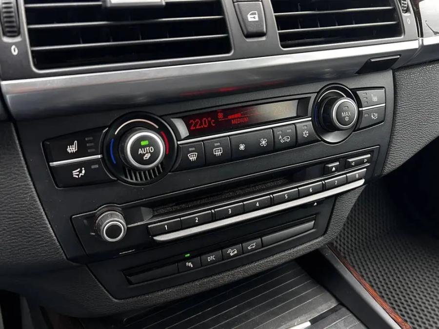 BMW X5 2008 in Riga, with an engine capacity of 3.00 L and mileage of 0 thousand km for 6950 €, photo 20 on AUTOMOTO.COM.LV