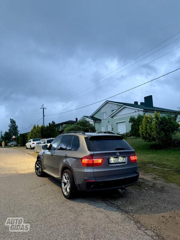 BMW X5 2008 in Vilnius, with an engine capacity of 3.00 L and mileage of 350 thousand km for 7200 €, photo 5 on AUTOMOTO.COM.LV