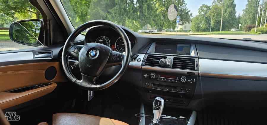 BMW X5 2008 Trakai, ar dzinēja tilpumu 3.00 L un nobraukumu 267 tūkst. km par 7000 €, foto 24 vietnē AUTOMOTO.COM.LV