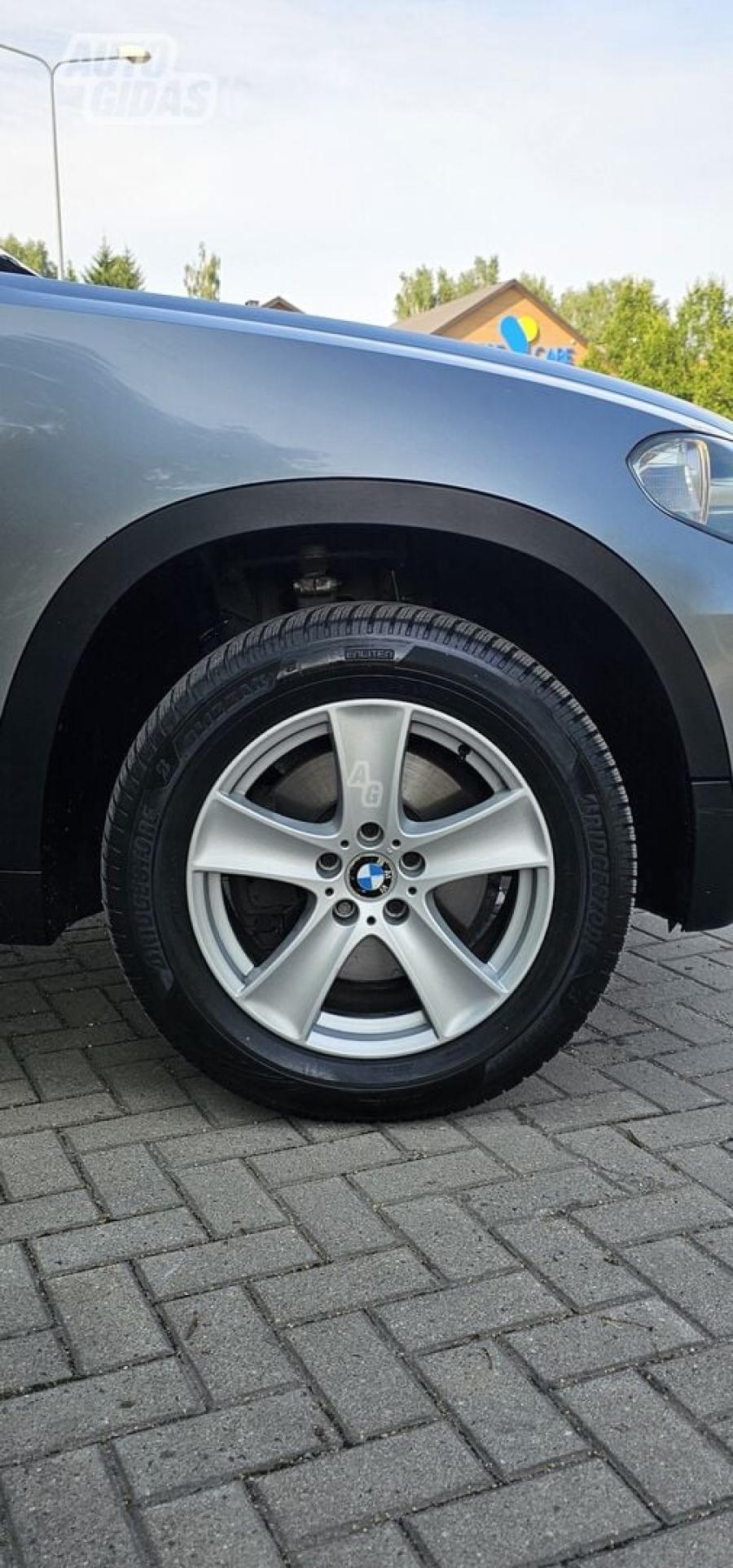 BMW X5 2008 Trakai, ar dzinēja tilpumu 3.00 L un nobraukumu 267 tūkst. km par 7000 €, foto 30 vietnē AUTOMOTO.COM.LV