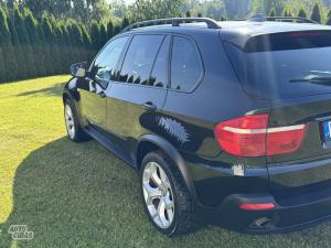 BMW X5 2008 in Vilnius, with an engine capacity of 3.00 L and mileage of 369 thousand km for 7500 €, photo 3 on AUTOMOTO.COM.LV