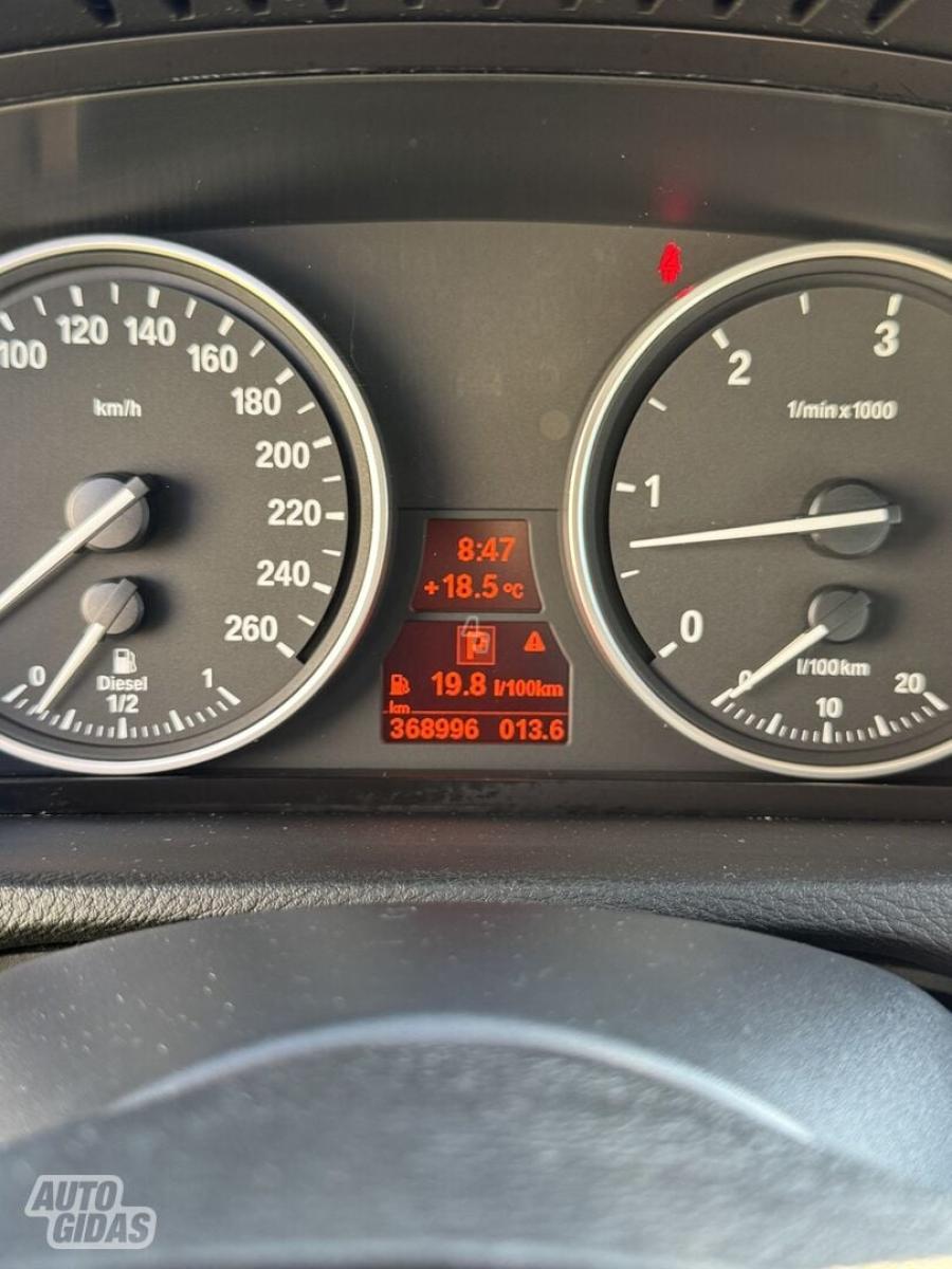 BMW X5 2008 in Vilnius, with an engine capacity of 3.00 L and mileage of 369 thousand km for 7500 €, photo 9 on AUTOMOTO.COM.LV