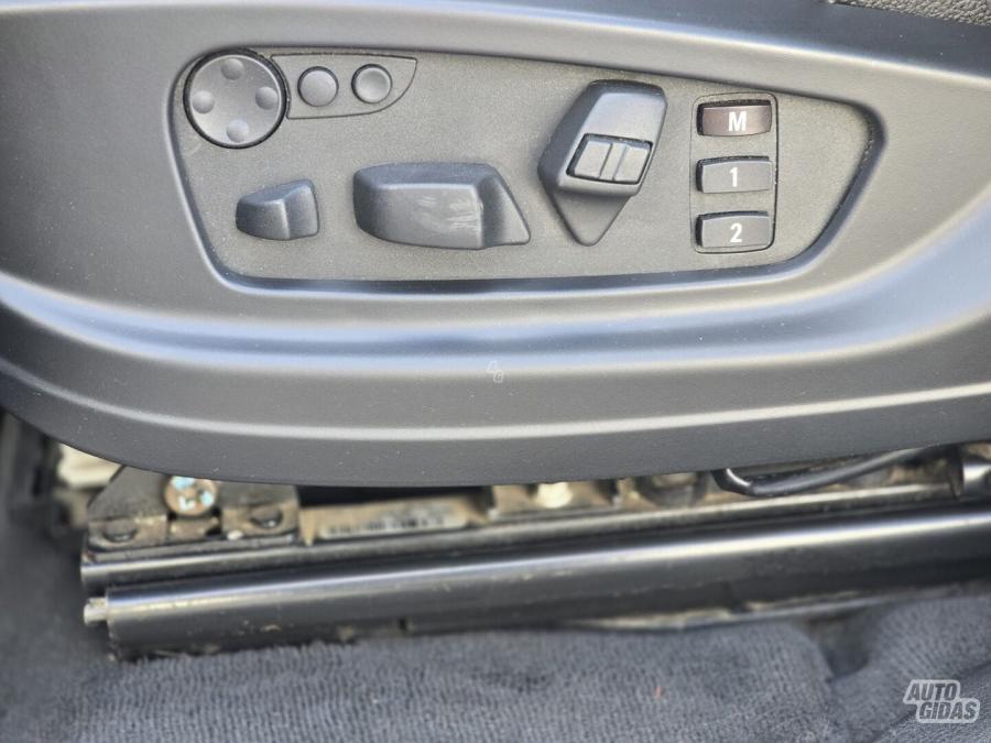 BMW X5 2008 Viļņa, ar dzinēja tilpumu 3.00 L un nobraukumu 371 tūkst. km par 6500 €, foto 24 vietnē AUTOMOTO.COM.LV