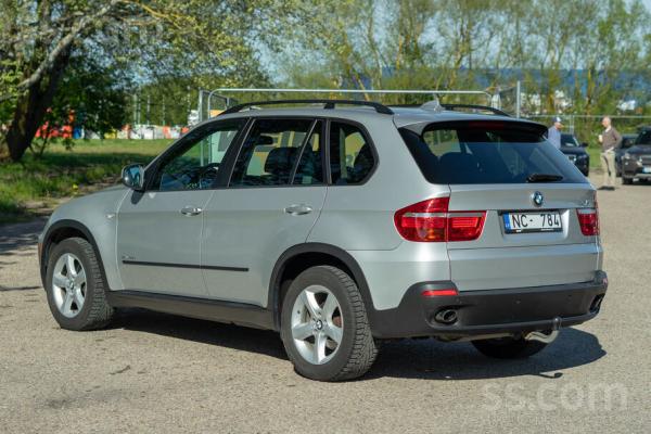 BMW X5 2009 Liepāja, ar dzinēja tilpumu 3.00 L un nobraukumu 363 tūkst. km par 9800 €, foto 4 vietnē AUTOMOTO.COM.LV
