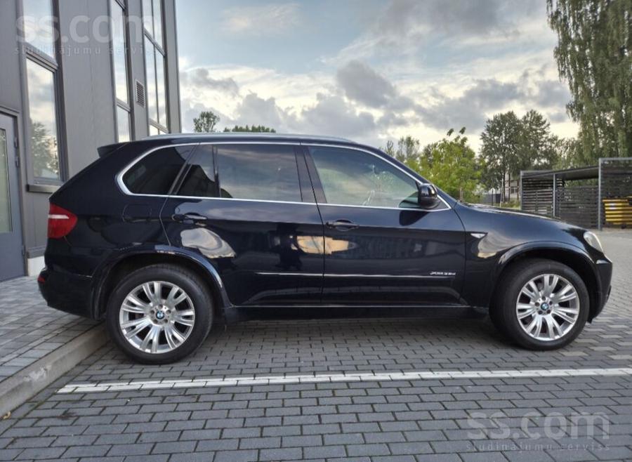 BMW X5 2009 Rīga, ar dzinēja tilpumu 3.00 L un nobraukumu 255 tūkst. km par 11500 €, foto 4 vietnē AUTOMOTO.COM.LV