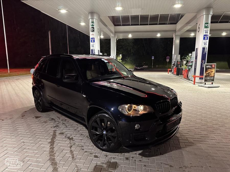 BMW X5 2009 in Vilnius, with an engine capacity of 3.00 L and mileage of 350 thousand km for 10500 €, photo 2 on AUTOMOTO.COM.LV