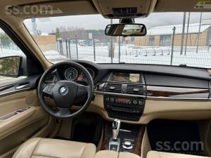 BMW X5 2009 Rīga, ar dzinēja tilpumu 3.00 L un nobraukumu 355 tūkst. km par 6470 €, foto 15 vietnē AUTOMOTO.COM.LV