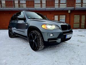 BMW X5 2009 Marijampole, ar dzinēja tilpumu 2.99 L un nobraukumu 283 tūkst. km par 8700 €, foto  vietnē AUTOMOTO.COM.LV