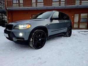BMW X5 2009 in Marijampole, with an engine capacity of 2.99 L and mileage of 283 thousand km for 8700 €, photo 3 on AUTOMOTO.COM.LV