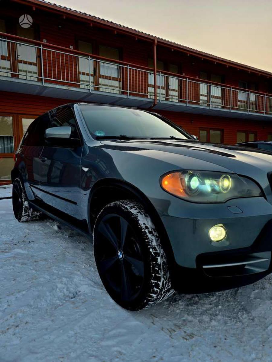 BMW X5 2009 in Marijampole, with an engine capacity of 2.99 L and mileage of 283 thousand km for 8700 €, photo 9 on AUTOMOTO.COM.LV