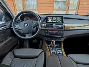 BMW X5 2009 in Marijampole, with an engine capacity of 2.99 L and mileage of 283 thousand km for 8700 €, photo 18 on AUTOMOTO.COM.LV