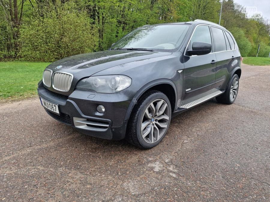 BMW X5 2009 in Vilnius, with an engine capacity of 3.00 L and mileage of 360 thousand km for 9750 €, photo 1 on AUTOMOTO.COM.LV