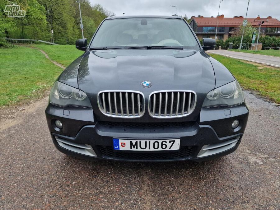 BMW X5 2009 in Vilnius, with an engine capacity of 3.00 L and mileage of 360 thousand km for 9750 €, photo 3 on AUTOMOTO.COM.LV