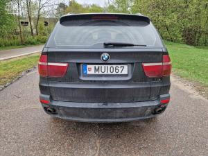 BMW X5 2009 in Vilnius, with an engine capacity of 3.00 L and mileage of 360 thousand km for 9750 €, photo 7 on AUTOMOTO.COM.LV