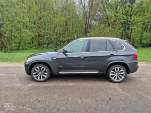 BMW X5 2009 in Vilnius, with an engine capacity of 3.00 L and mileage of 360 thousand km for 9750 €, photo 9 on AUTOMOTO.COM.LV
