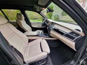 BMW X5 2009 in Vilnius, with an engine capacity of 3.00 L and mileage of 360 thousand km for 9750 €, photo 12 on AUTOMOTO.COM.LV