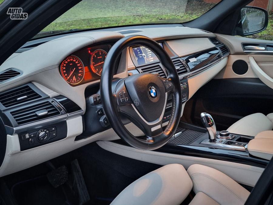 BMW X5 2009 in Vilnius, with an engine capacity of 3.00 L and mileage of 360 thousand km for 9750 €, photo 17 on AUTOMOTO.COM.LV