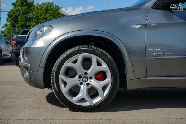 BMW X5 2009 Marijampole, ar dzinēja tilpumu 3.00 L un nobraukumu 296 tūkst. km par 9950 €, foto 6 vietnē AUTOMOTO.COM.LV