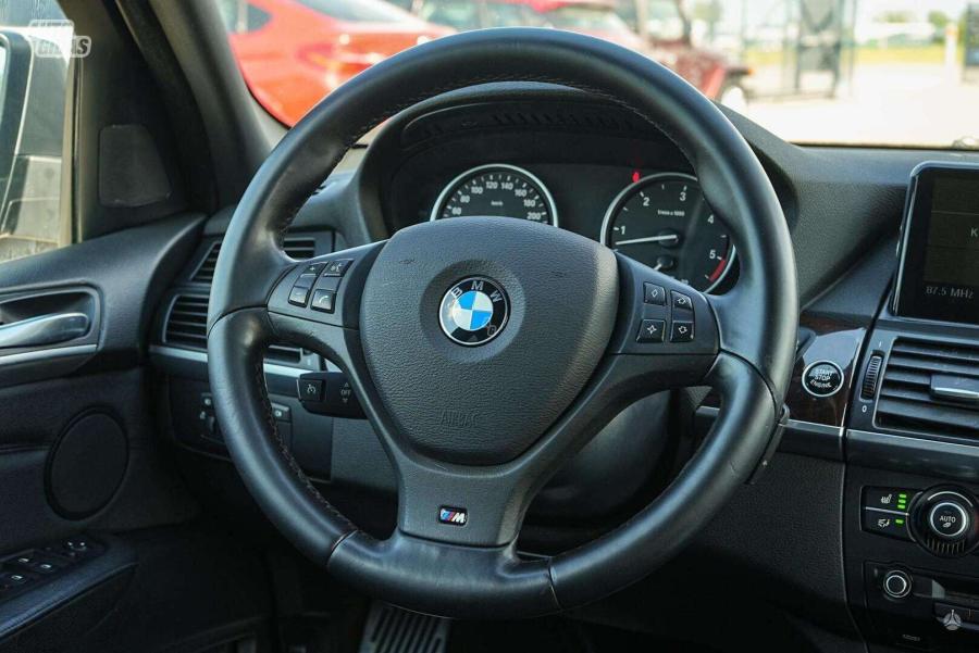 BMW X5 2009 Marijampole, ar dzinēja tilpumu 3.00 L un nobraukumu 296 tūkst. km par 9950 €, foto 23 vietnē AUTOMOTO.COM.LV