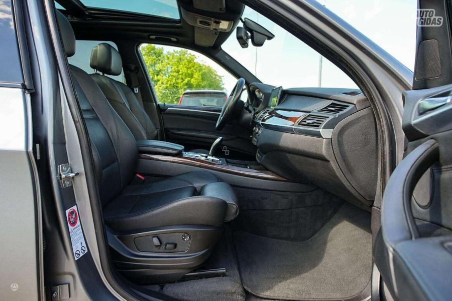 BMW X5 2009 Marijampole, ar dzinēja tilpumu 3.00 L un nobraukumu 296 tūkst. km par 9950 €, foto 38 vietnē AUTOMOTO.COM.LV