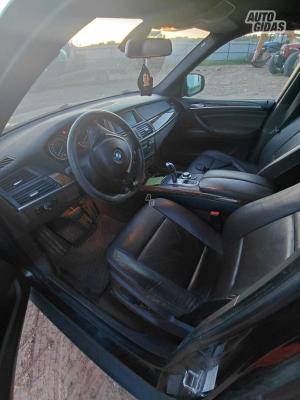 BMW X5 2009 in Alytus, with an engine capacity of 3.00 L and mileage of 277 thousand km for 4500 €, photo 8 on AUTOMOTO.COM.LV