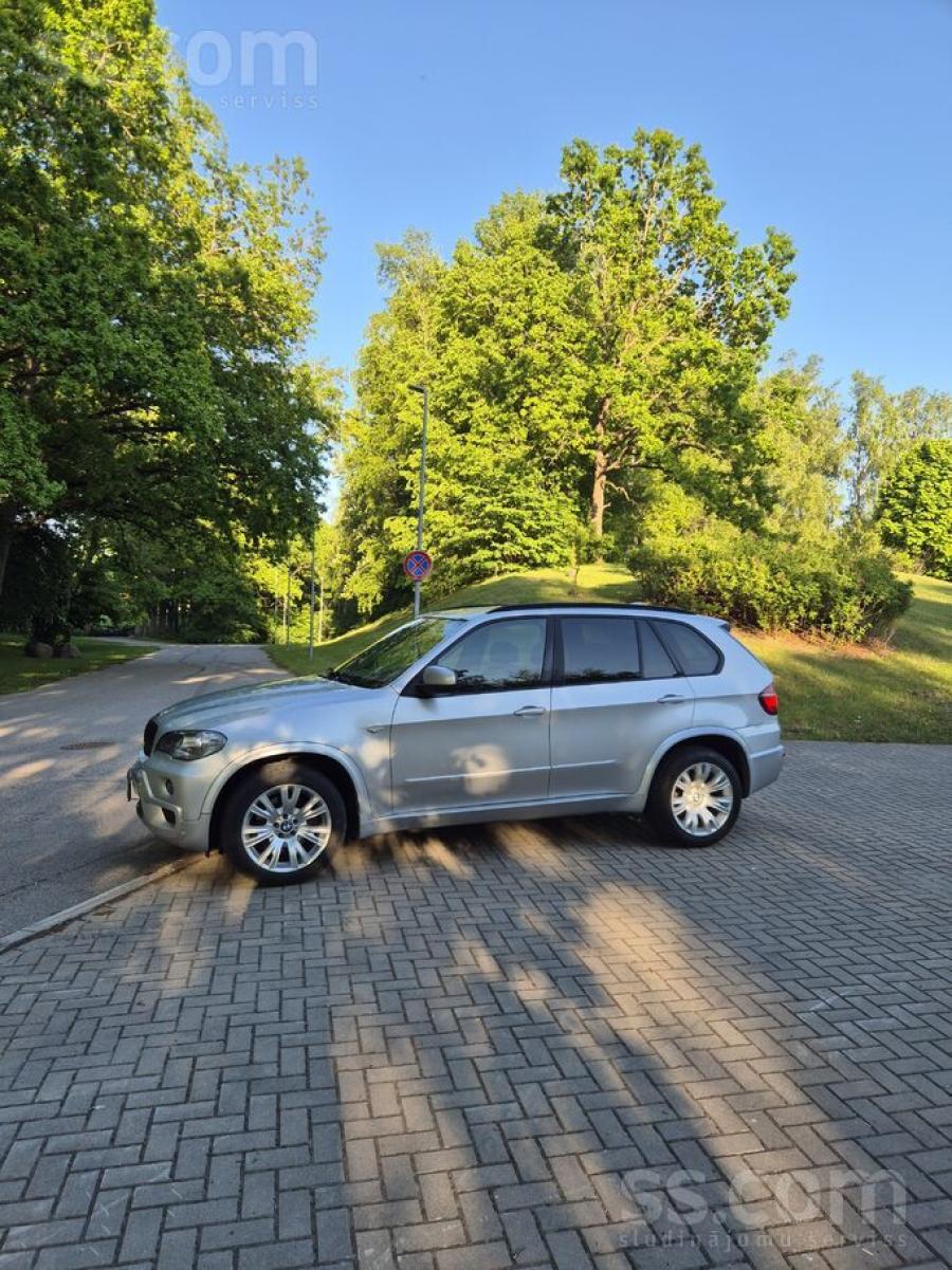BMW X5 2009 in Talsi, with an engine capacity of 3.00 L and mileage of 365 thousand km for 8000 €, photo 3 on AUTOMOTO.COM.LV